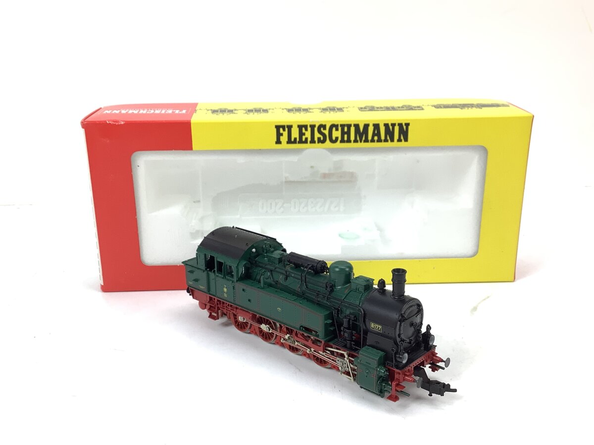 Fleischmann H0 4810 Dampflok Tenderlok T16 schwarz-grün BR 8177 K.P.E ...
