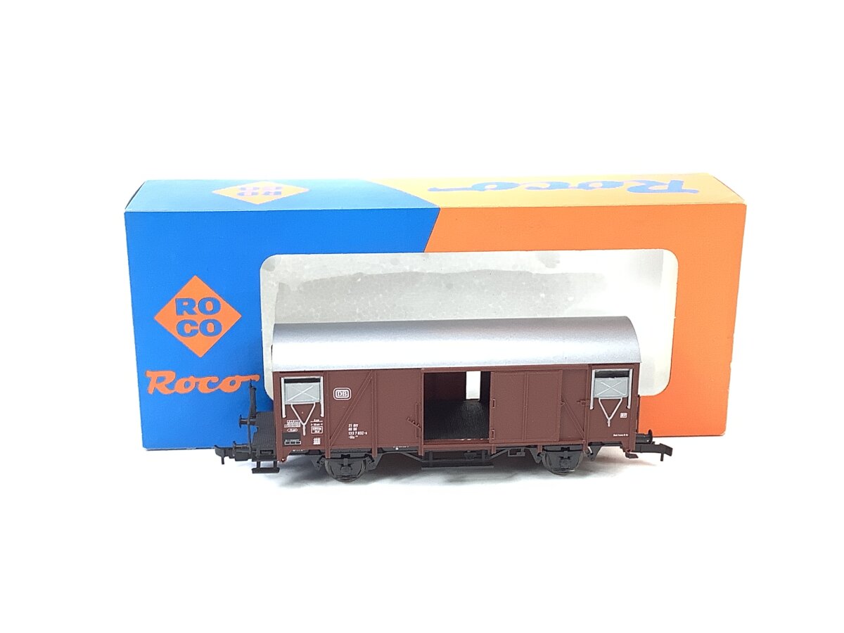 Roco H0 4374S gedeckter Güterwagen 133 7 832-6 DB / NEM OVP, 13,99