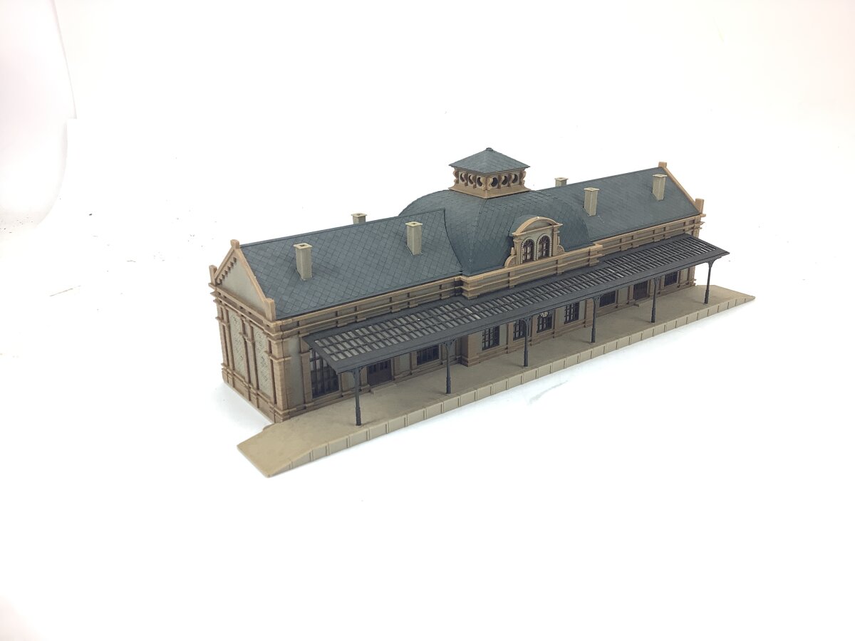 Vollmer N 7506 Gebäude Bahnhof "Altstadt" mit integriertem Bahns