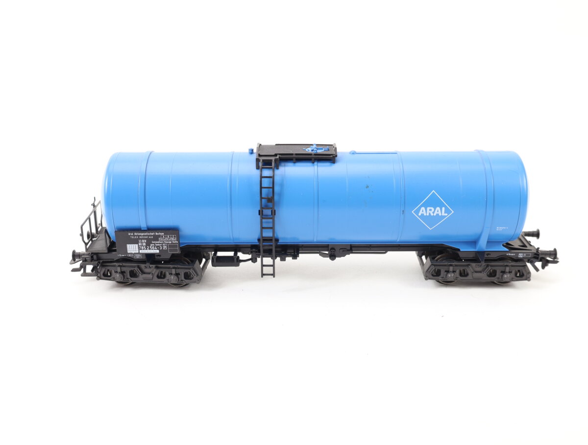 Märklin H0 4752 Güterwagen Kesselwagen 785 2 564-3 "ARAL" DB / N
