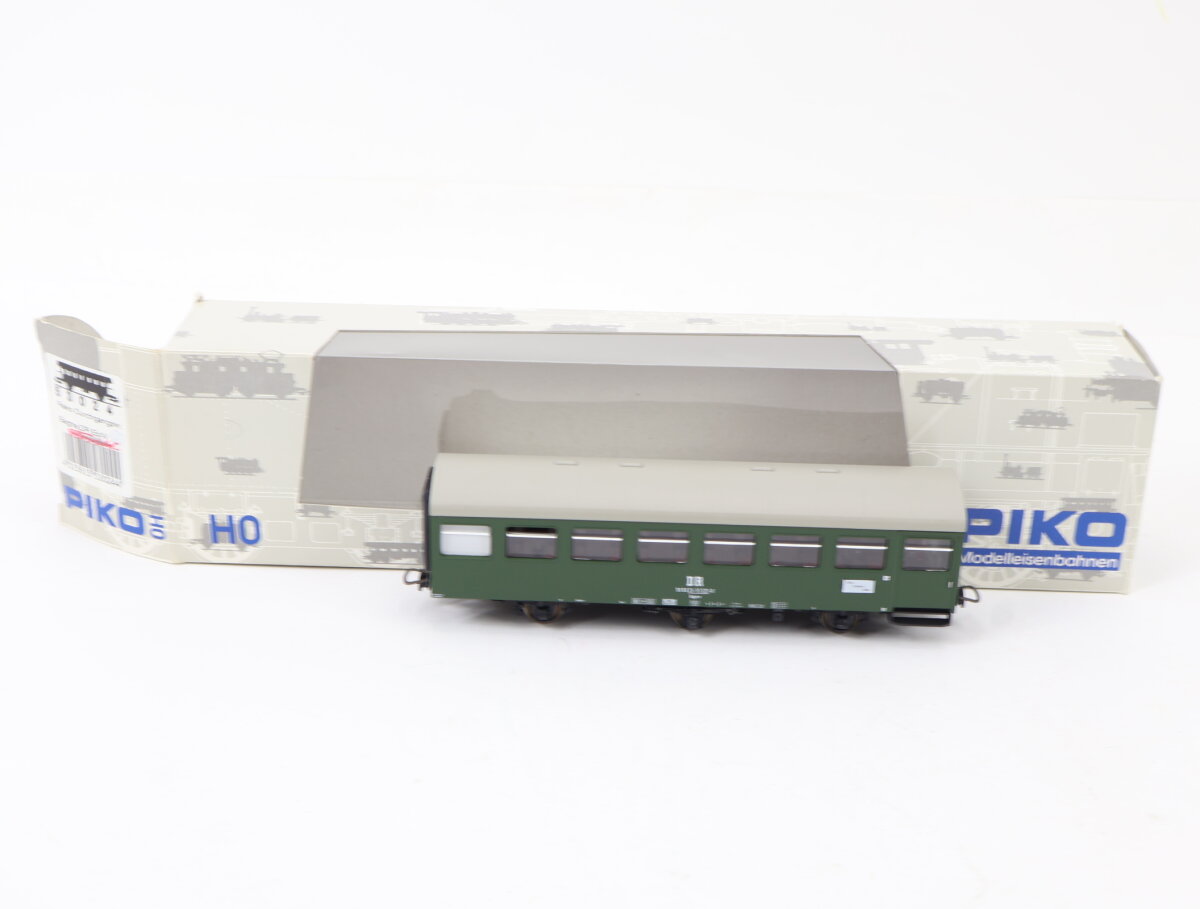 Piko H0 53024 Personenwagen Reko-Durchgangswagen 15 323-0 DR / N