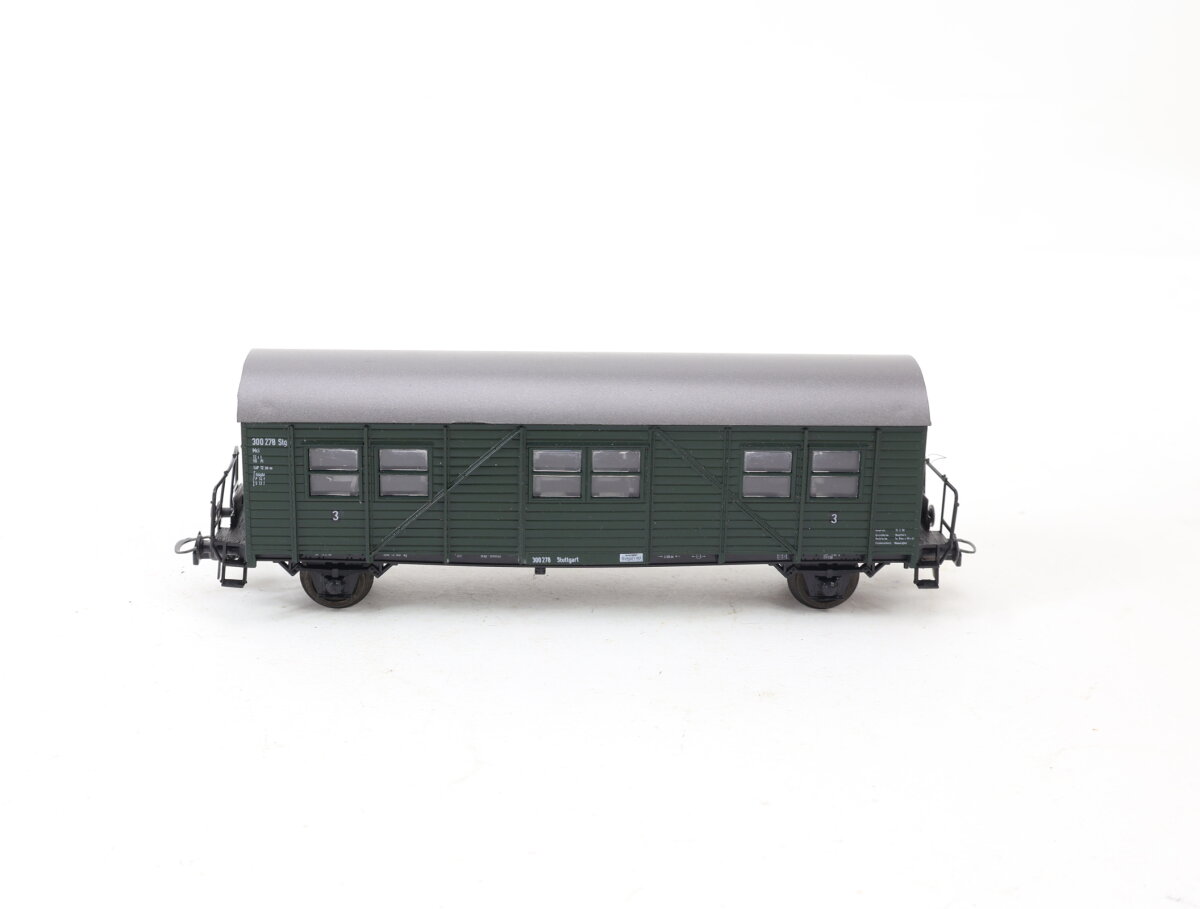 Roco H0 4200 Personenwagen Behelfspersonenwagen 3. Klasse Mci 30