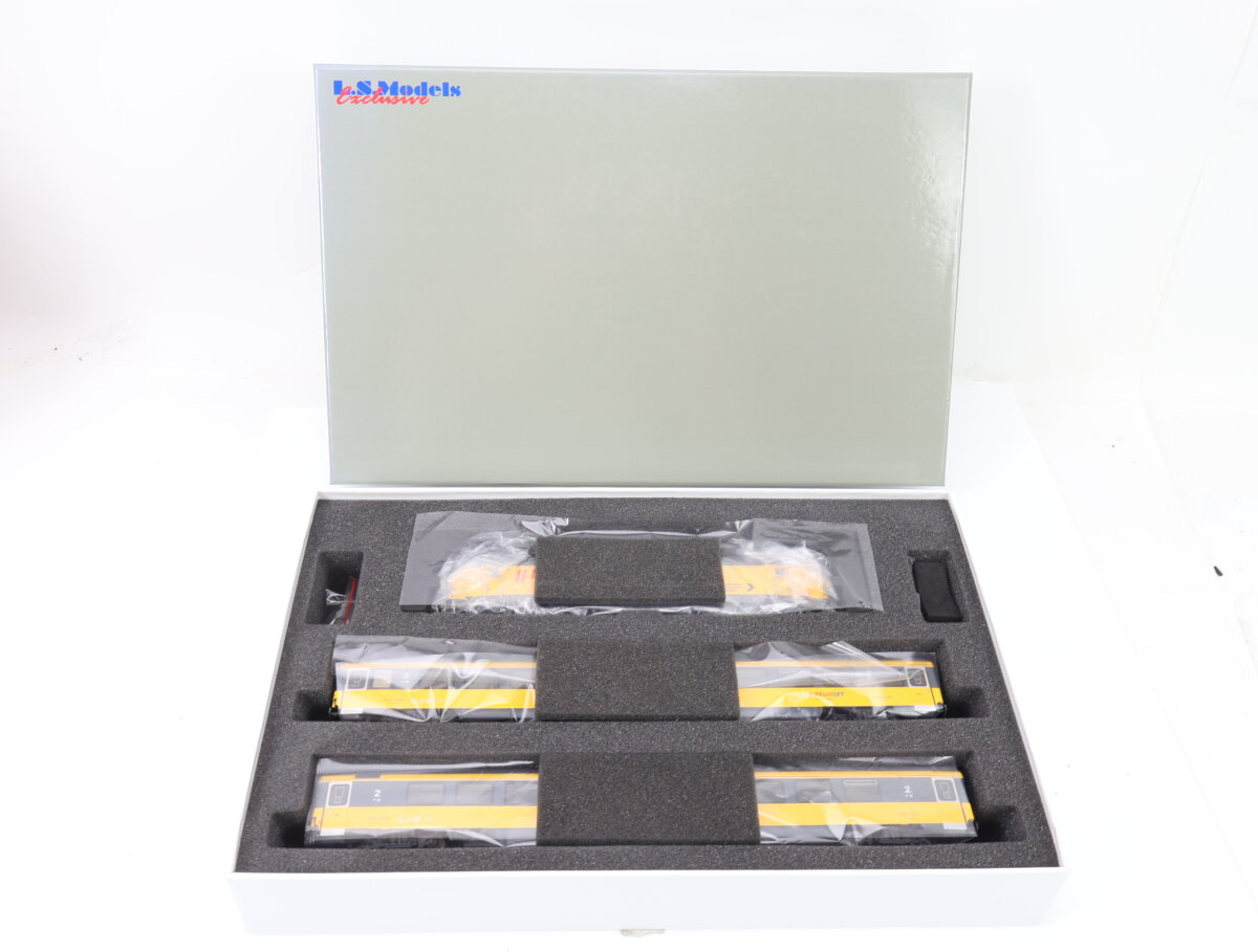 L.S.Models H0 18000 Personenzugset 3-tlg. "REGIOJET" mit E-Lok