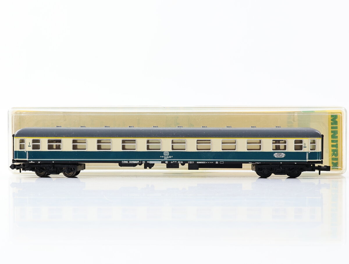 Minitrix N 51 3131 00 Personenwagen D-Zug-Wagen 1. Kl. 40 232-0 DB ...