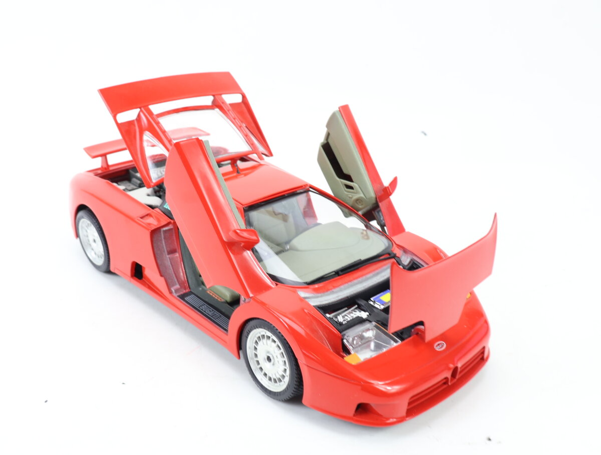 Bburago Modellauto PKW Bugatti 11 CEB 1991 rot 1:18, 14,99