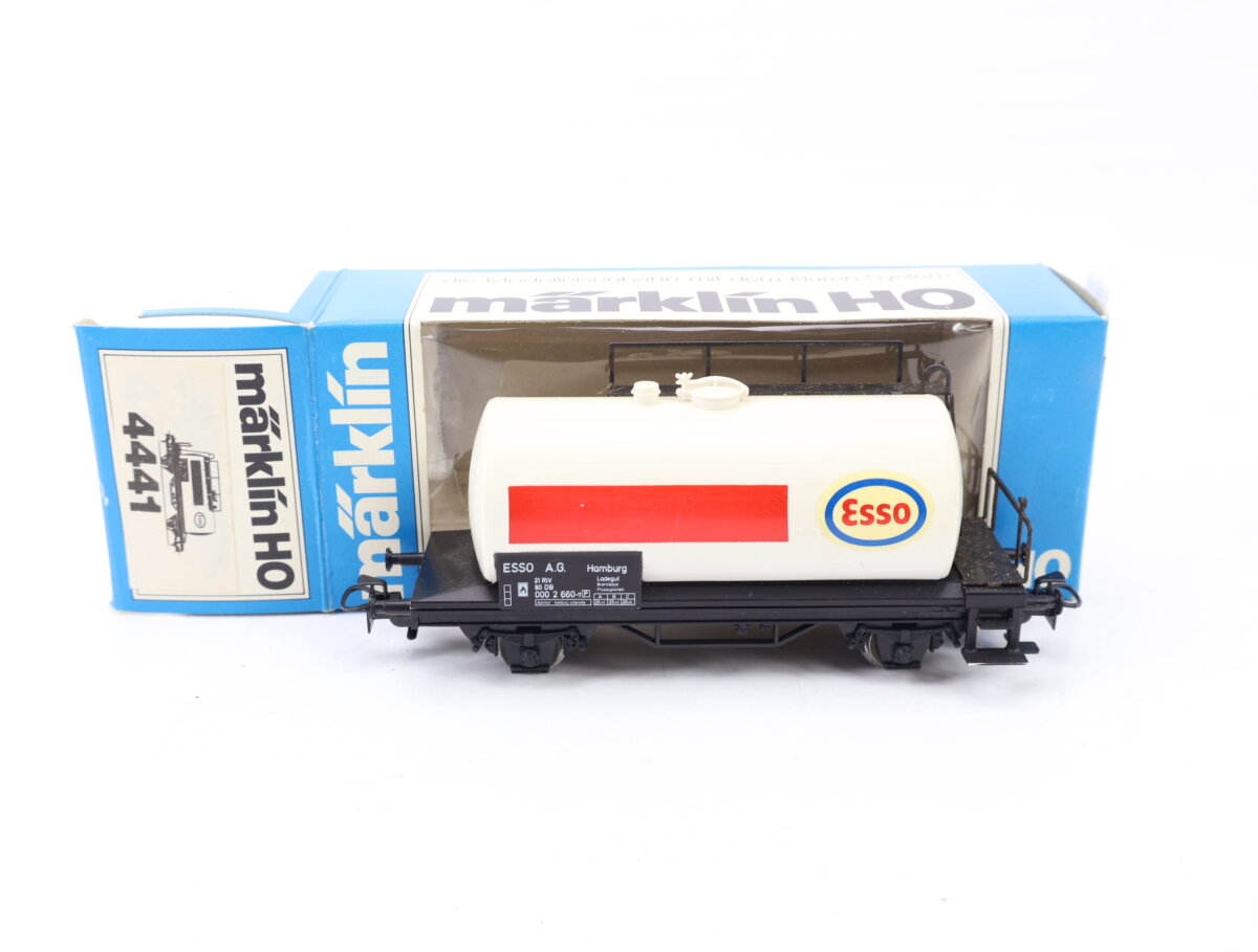 Märklin H0 4441 Güterwagen Kesselwagen "Esso" 000 2 660-7 DB