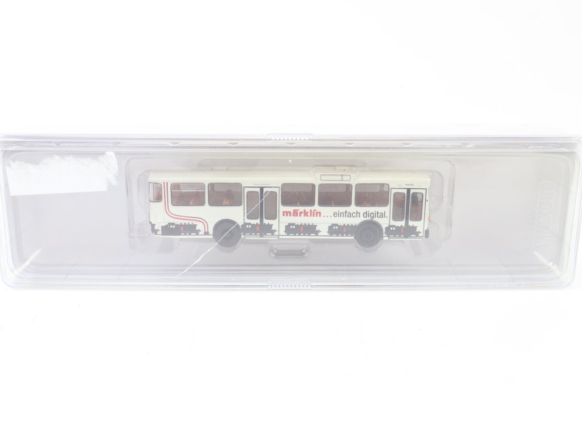 Brekina H0 95081 Modellauto Bus Stadtbus Linienbus MB O 305 VÖV "Märk ...