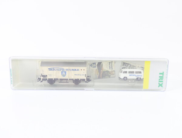Trix H0 24043 Wagenset 2-tlg. Museumswagen 2004 mit VW-Bus "Triumph-W ...